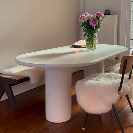 Dining table Kimberly - Microskin | Furnified